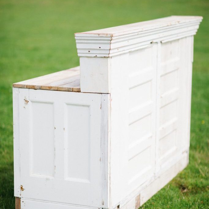 Antique White Bar - Rustic Hire
