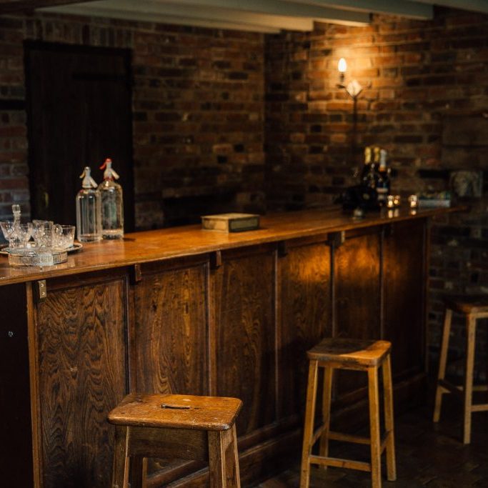 Clubhouse Bar - Rustic Hire