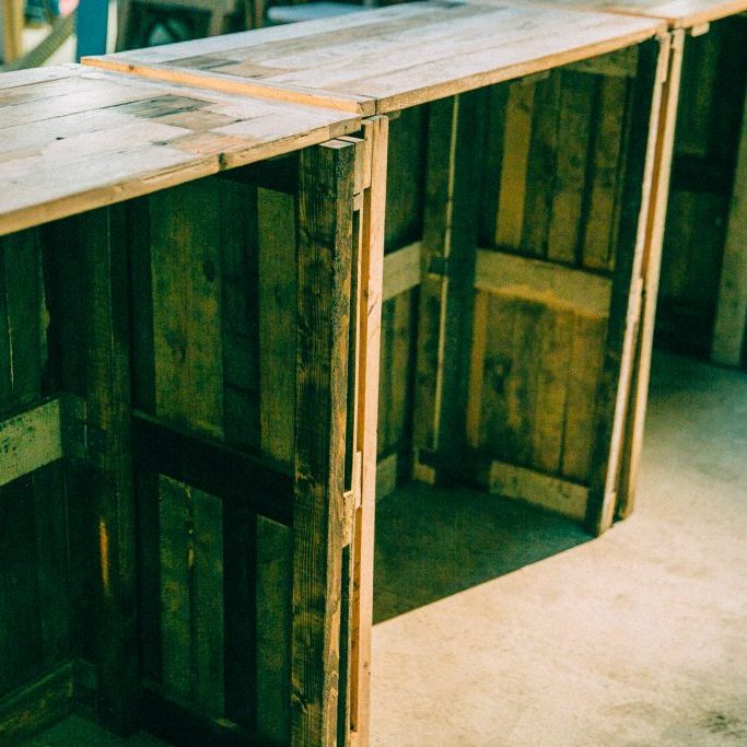 Apple Box Bar - Rustic Hire
