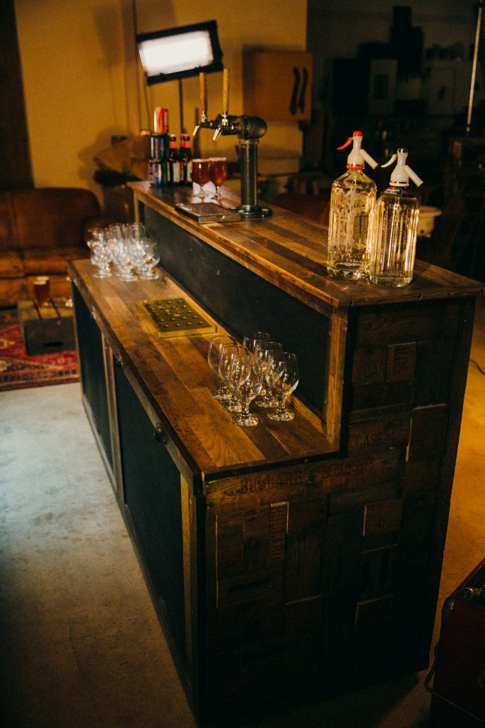 Rustic Hire - Bullards Bar