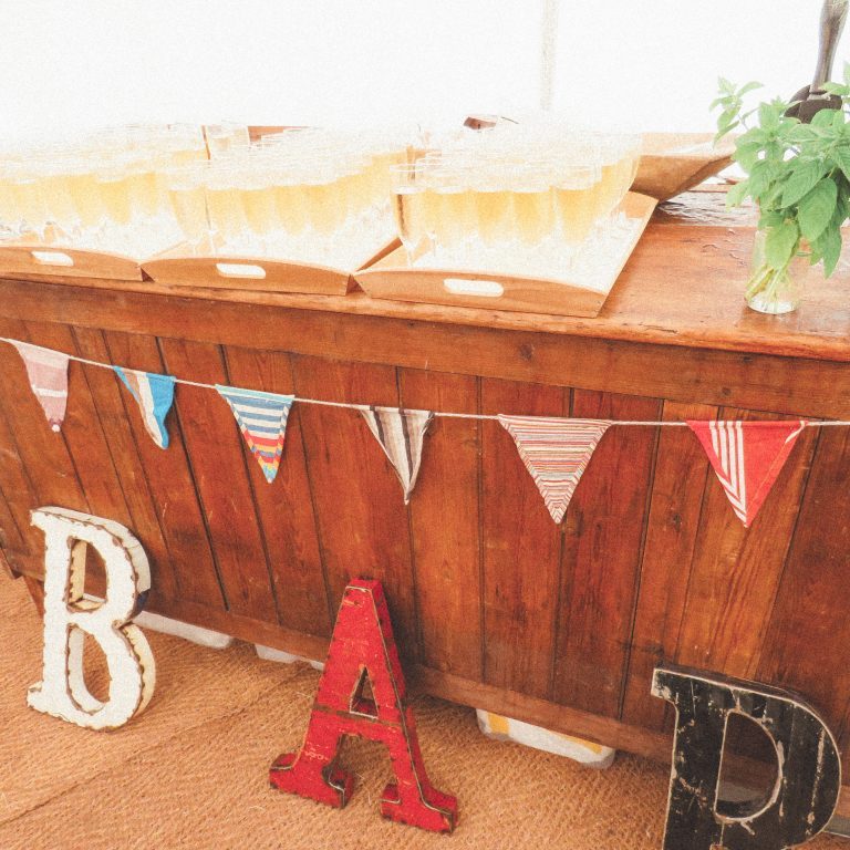 Magneto Bar - Rustic Hire