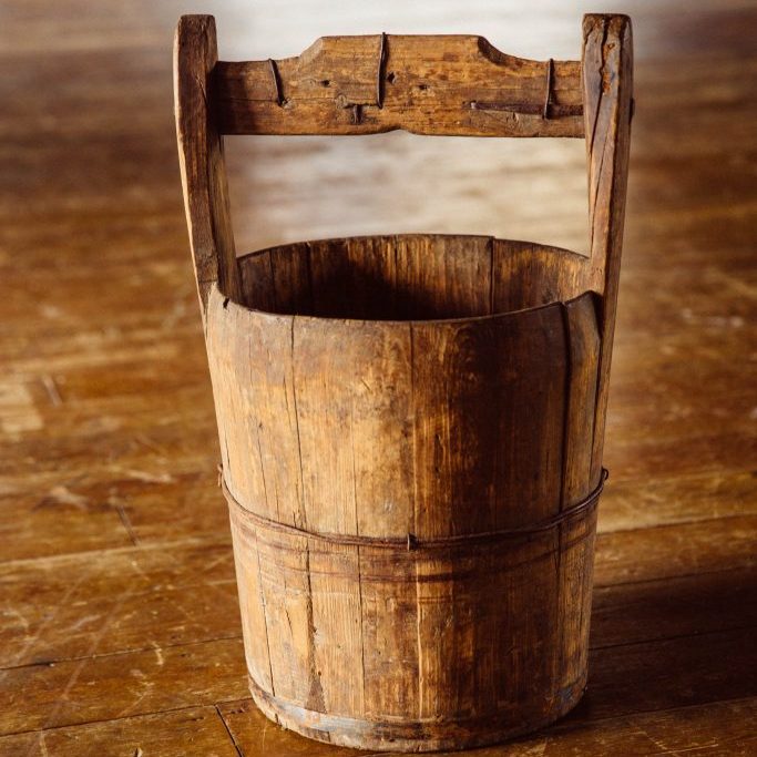 Vintage Well Bucket - Rustic Hire