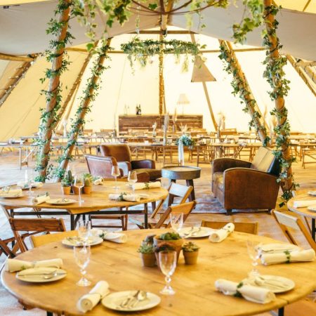Rustic Hire - Industrial Round Table – Seats 8
