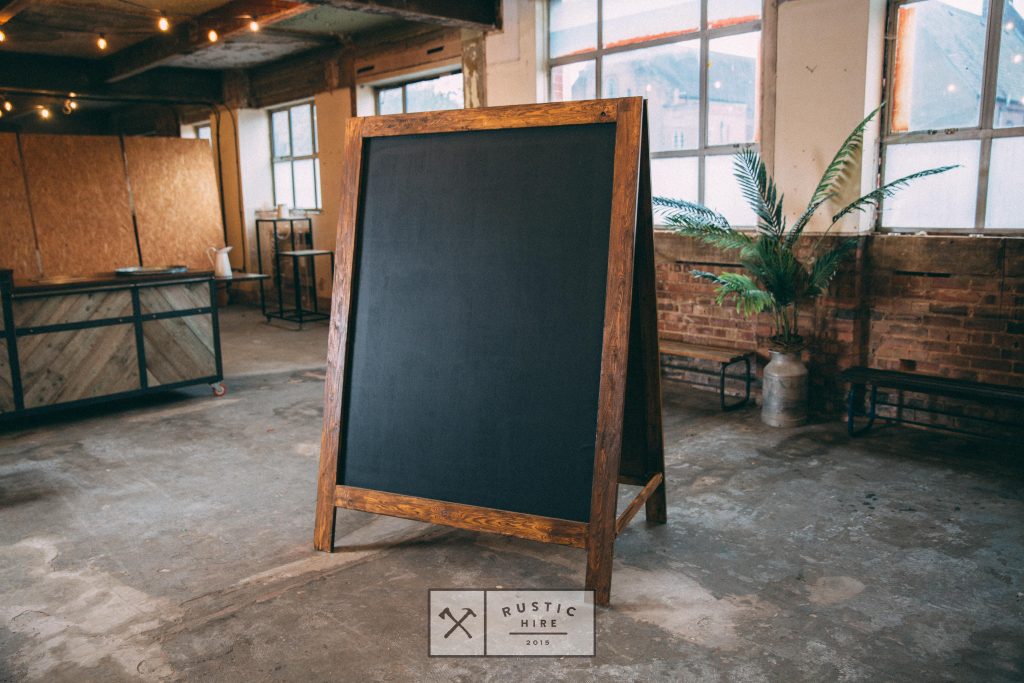 Large Props – Rustic Hire