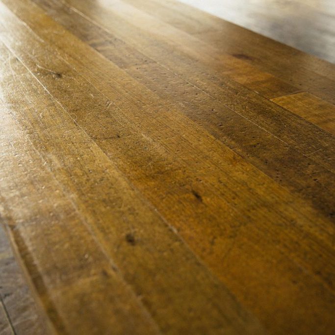 Great Oak Table – Seats 8 - Rustic Hire